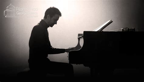 Renumitul Dirijor Roberto Forés Veses și Strălucitul Pianist Alexandre