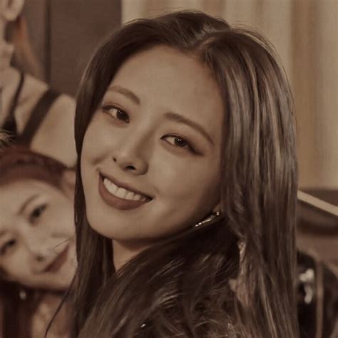 Itzy Yuna Aesthetic Vintage Icons