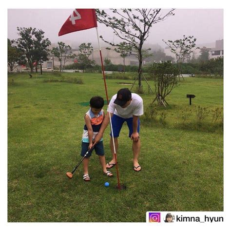 Staywithpinx 온 가족이 함께 즐기는 골프탕탕 아빠의 나이스 샷에 우리 아이는 박수갈채👏👏 우리 아이의 나이스