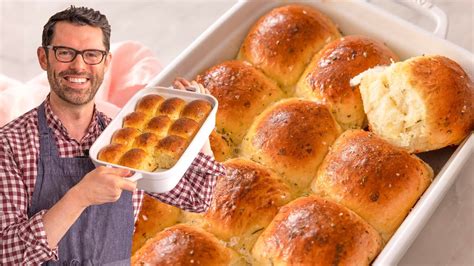 Amazing Cheesy Dinner Rolls Youtube
