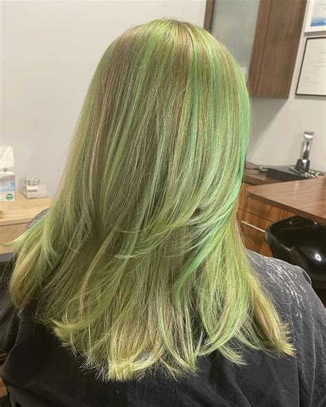 Lime Green Hair 23 Best Looks That Will Turn Heads 5 Blonde Hair