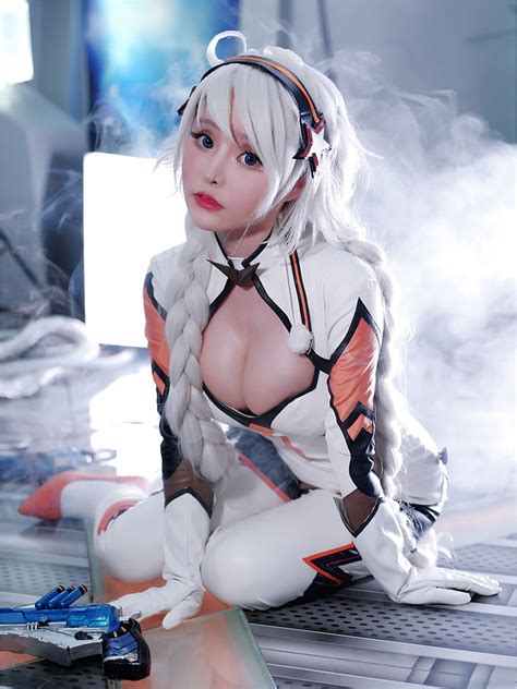 Kiana Kaslana Cosplay Guns Girl School Day Z Fondo De Pantalla Hd