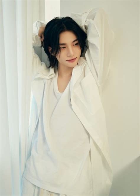 스트레이 키즈 현진 생일 맞아 1억원 기부 나눔 실천