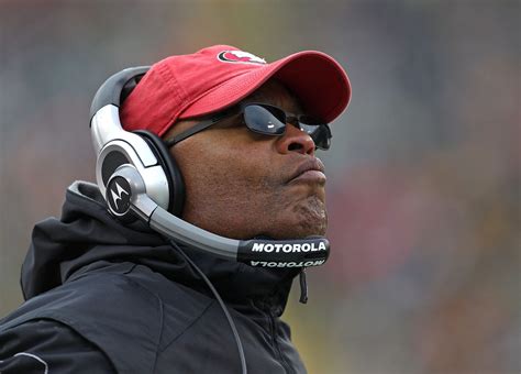 Mike Singletary Net Worth Wiki Age Weight And Height Relationships