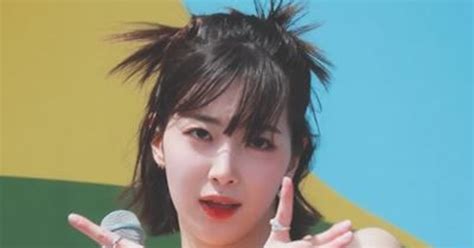 오프솔더 윗 가슴 겨드랑이 하이키 리이나