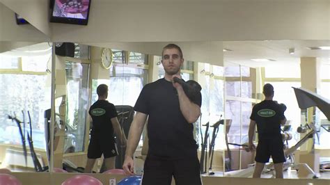 Едностранна раменна преса с пудовка 2 Youtube