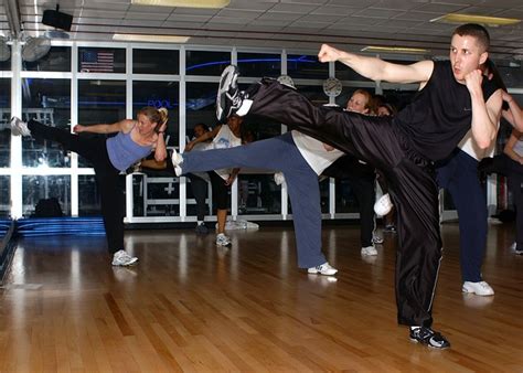 Kickboxen-Kurs Fitness-Studio · Kostenloses Foto auf Pixabay