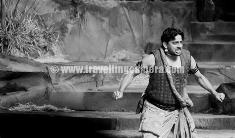 Andha Yug - A saga of Light, in darkness : A play in Hindi by Dharmvir Bharati
