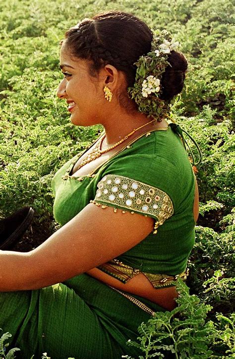 Actress Rare Navel Kavya Madhavan Cleverage Show Hot Most Wanted