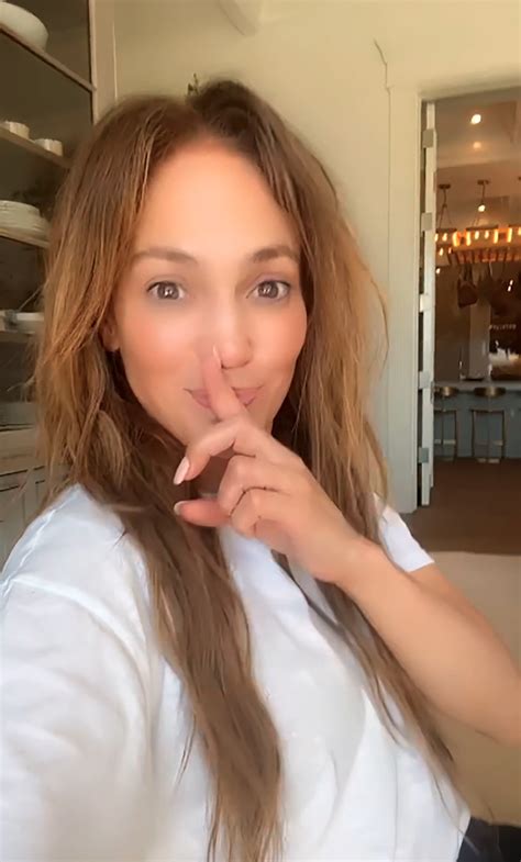 Jennifer Lopez Celebrates Ben Affleck Anniversary With New Song