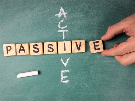 Active Versus Passive Trading Greek Shares