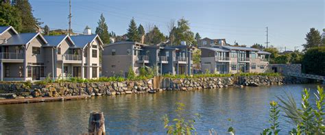 Lake Washington Waterfront Homes Contemporary Exterior Seattle