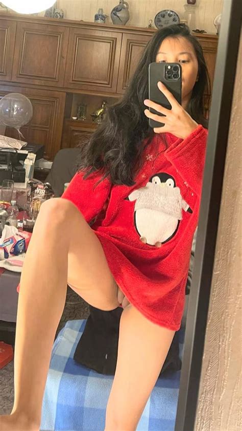 Selfie Mix Bottomless Full Frontal And Closeups Rinnie