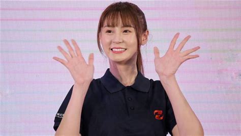 許傑輝性騷退演藝圈!受害者短今首露臉 吐35字硬起來切割 娛樂星聞 許傑輝性騷退演藝圈!受害者短今首露臉 吐35字硬起來切割 娛樂星聞