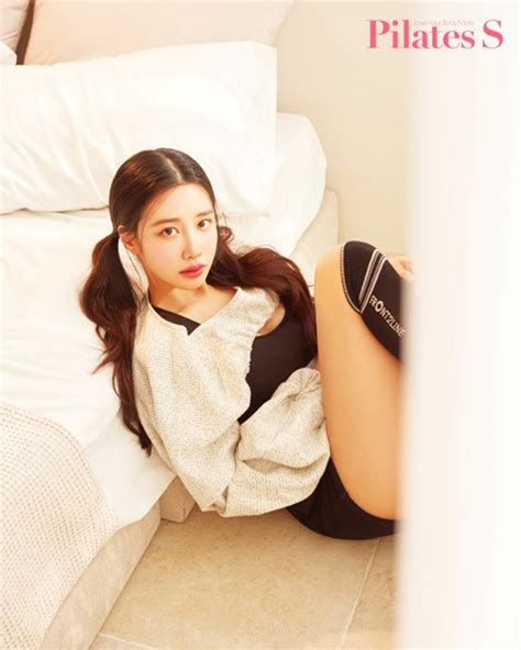 조현 화보 필라테스로 완성한 ‘볼륨 몸매 스타투데이