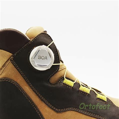 Детские ортопедические кроссовки Ortofoot 620 коричневые с зелёной ...