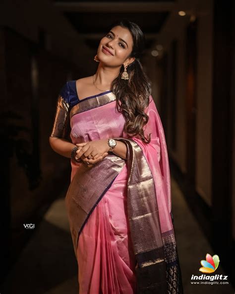 Aishwarya Rajesh Photos Bollywood Actress Photos Images Gallery