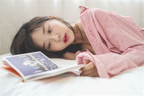 Image Of Shin Jae Eun