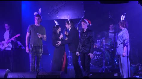 «Песня о снежинке к ф «Чародеи — все артисты Youtube