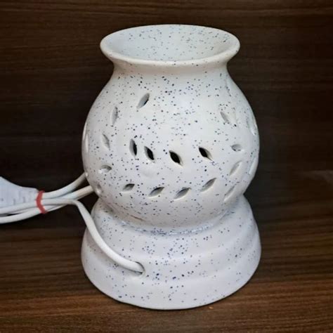 White Ceramic Electric Diffuser At ₹ 220piece Aromatherapy Diffuser