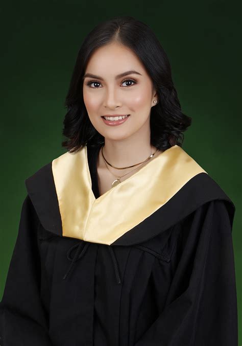 Crysta Juneiel Diaz On Linkedin Degree Holder At Last 🎓 Crysta