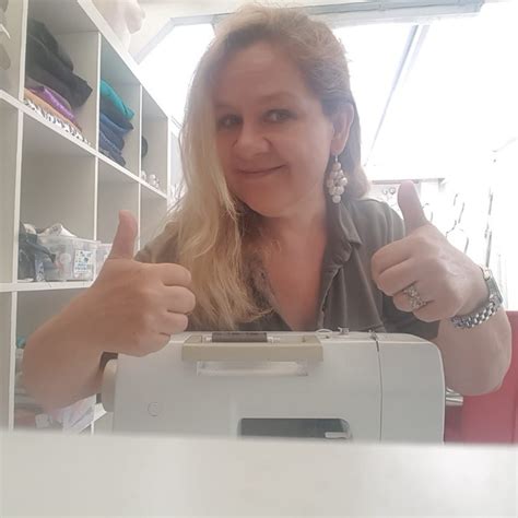 Carola Van Rooij Coupeuse Naaiatelier Carola Linkedin