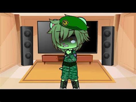 Htf Reacts To Flippys Past First Video🪐 Littlebeanygurl🧃 Youtube