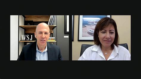 Leading Data Driven Business Transformation Leading Data Driven Business Transformation