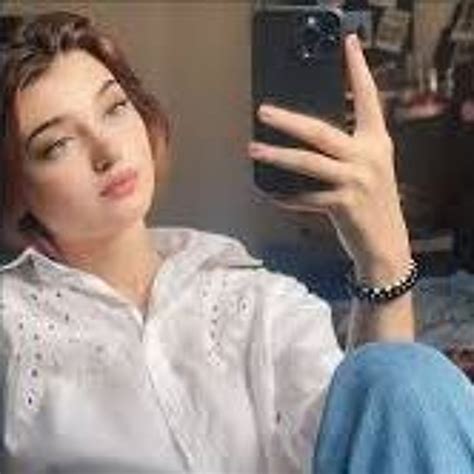 Stream Tiktoker Mms Imsha Rehman Leaked Viral Full Video By Vexana