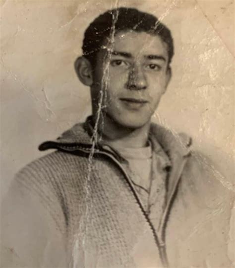 need restoration and colorize please can tip best version r