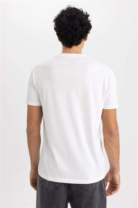 ابيض رجال تي شيرت بقصة عادية بياقة مستديرة 2785442 Defacto