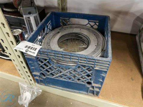 Box Of Lazy Susan Brackets Roller Auctions