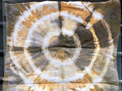 Rust And Acorns Are Perfect For Eco Tie Dying Study Shows Newsweek