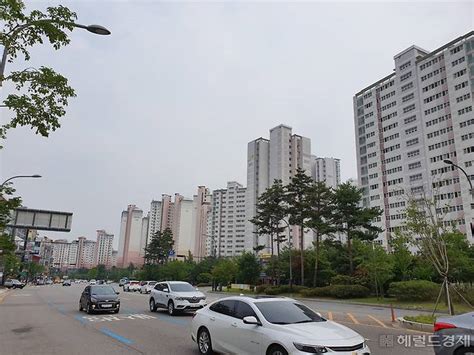 대출 안되면 입주 못한다고요” 수백명 금감원 몰려간 이유는 부동산360