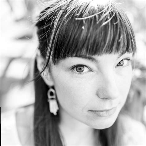 Tamryn Bennett Ficha De Autor En Tebeosfera