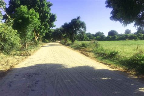 ဒေသခံထွက်ကုန်များ သယ်ယူပို့ဆောင်ရာတွင် အဆင်ပြေစေရန် ဆောင်ရွက်လျက်ရှိသော ကျေးလက်လမ်း ၁၄ လမ်းန