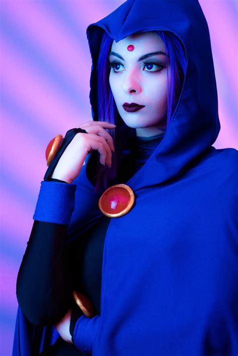 Valentina Kryp Raven