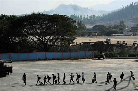 ထိုင်း မြန်မာနယ်စပ်ရှိ ကျားဖြန့်လုပ်ငန်းတွင် လူ၁သိန်းကျော် အလုပ်လုပ