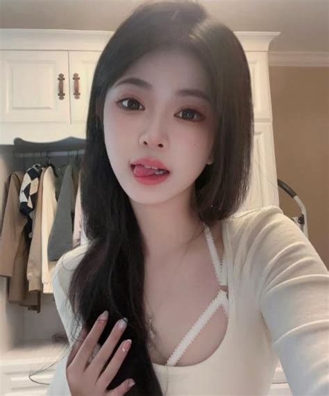 想入非非，高潮迭起 法拉盛楼凤网 私钟 约炮 找小姐 私家 会所 外围 按摩