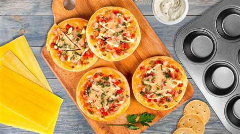 16 Tips You Need When Making Mini Pizzas