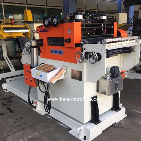 Dual Sided Oiling Apparatus For Punch Press Feeder Revolutionizing