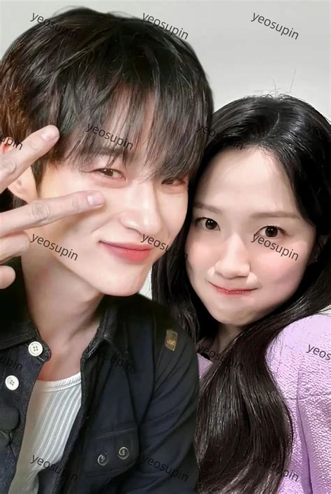 我來了🪄對～哈哈～又是我🩵💛 8 24公主fm應援物發放資訊來啦 ꈍᴗꈍ 身為垂範這次的應援物是邊邊and公主的小卡 第一次做小卡應援有點緊張ଘ ੭ˊᵕˋ ੭ ੈ 希望寶寶們會喜歡～🥰🥰🎀