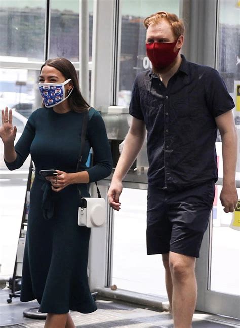 AOC Mommy With Daddy Riley In Her Greatest Figure R AOCisMommy