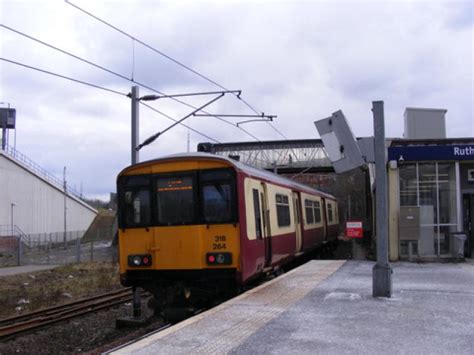 Scot Uk Photo Class 318 264
