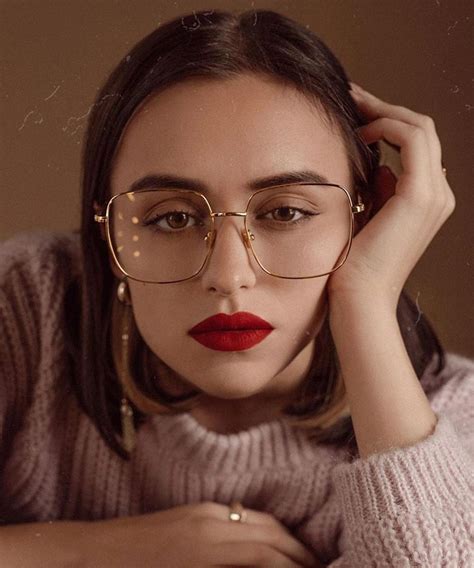 Olivia Attwoods Iconic Glasses And Where To Shop Them