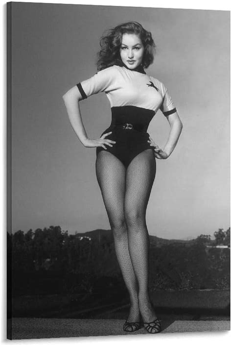 Julie Newmar Tinseltown Talk Julie Newmar Still The Cats Meow