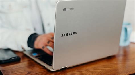 How to Install Chrome OS Flex on a Windows PC - Make Tech Easier