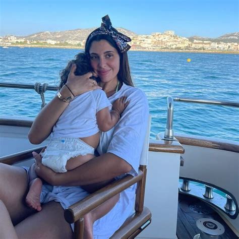 Coralie Porrovecchio enceinte : le sexe de son bébé dévoilé, Boubacar Kamara et elle brisent la ...