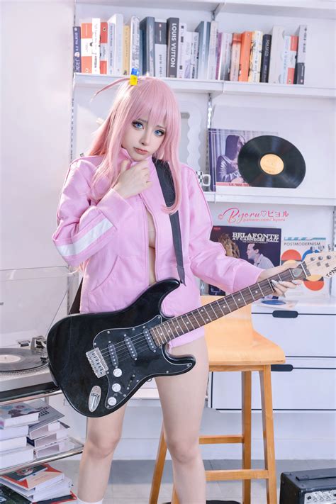 Cosplay 日本性感萝莉Byoru Bocchi The Rock Byoru