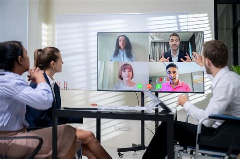 balancing office and remote productivity for success in a hybrid